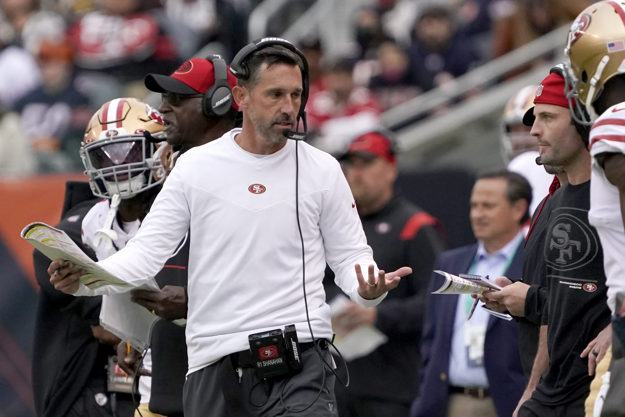 49ers win in Chicago was a unique one for Kyle Shanahan