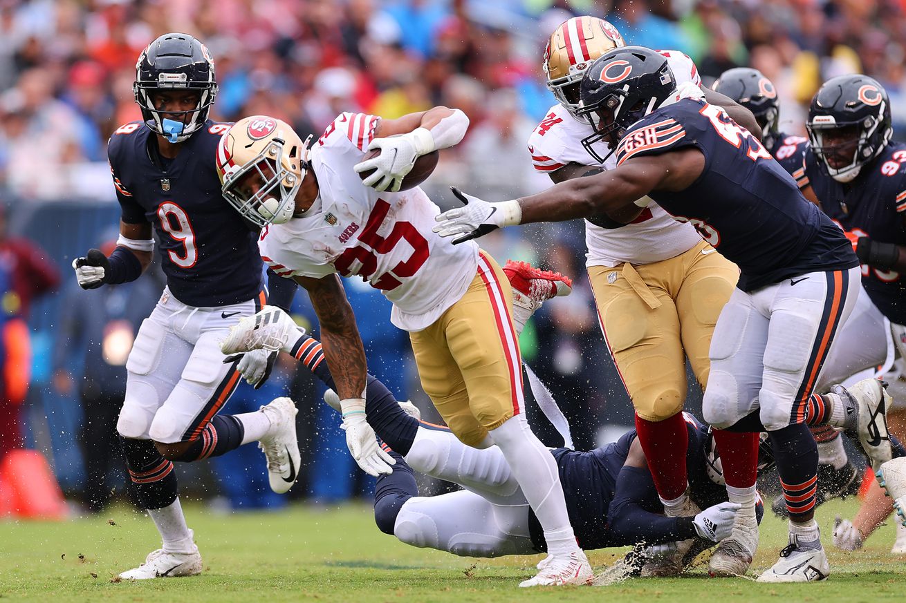 49ers place Elijah Mitchell on the IR; sign RB Marlon Mack to the ...