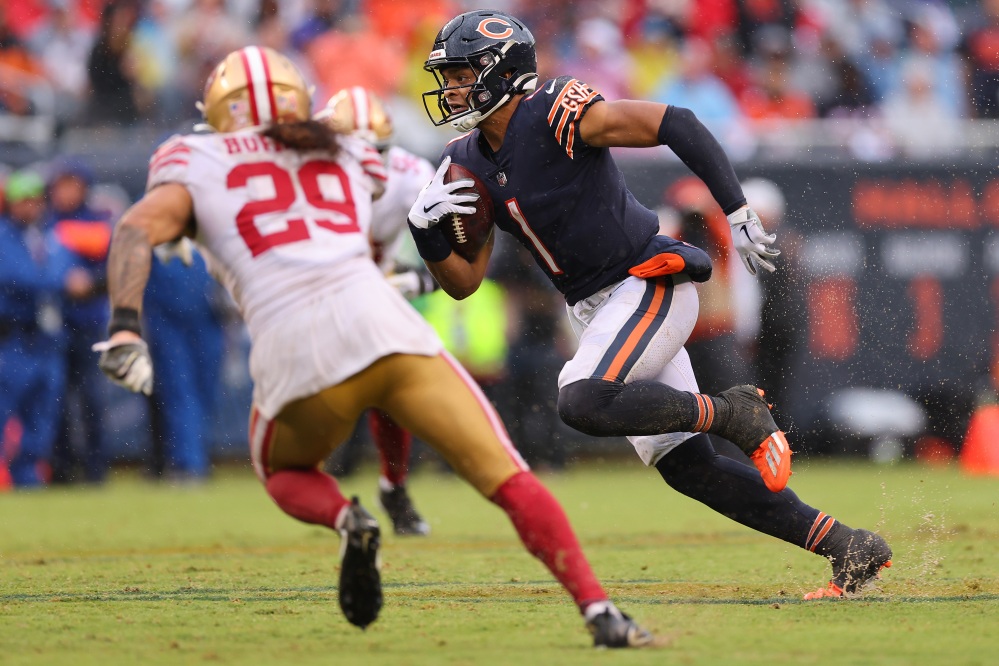 49ers roster moves: RB Elijah Mitchell to IR, S Tashaun Gipson to ...