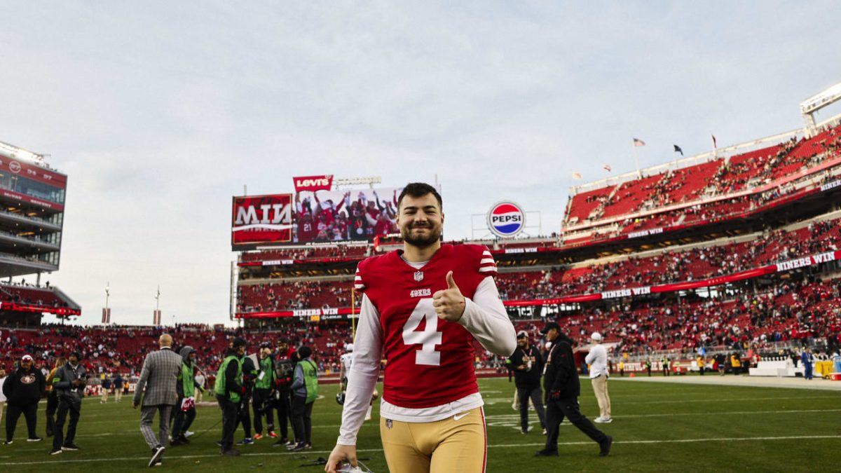 Los 49ers Sellan Su Boleto a la Postemporada